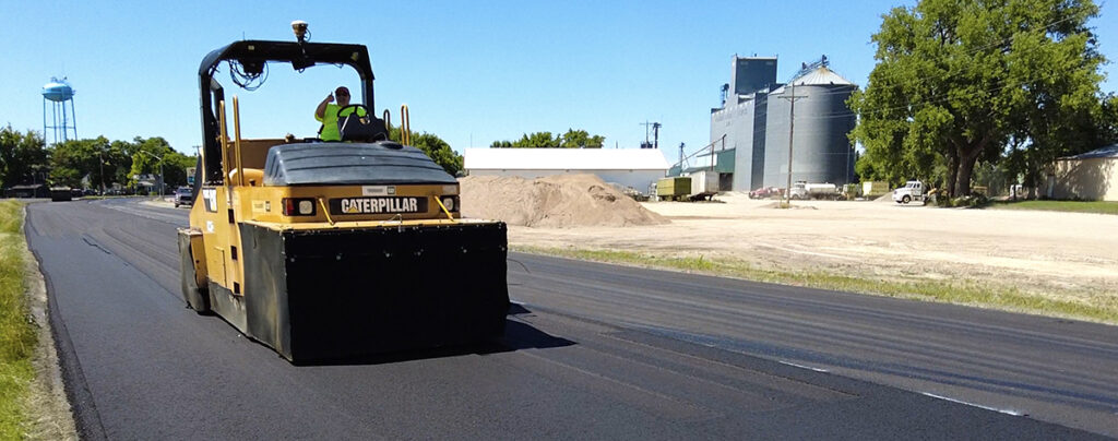 Mainline Paving Equipment Operator – RJ ZAVORAL & SONS